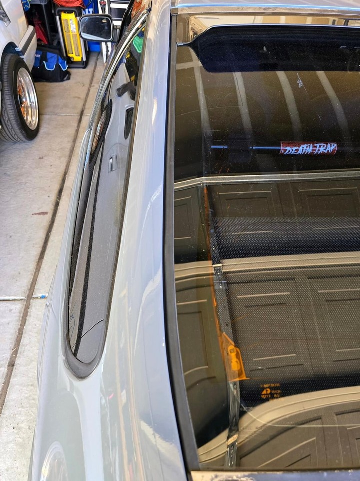 1988-1991 Honda CRX For Rear Hatch Upper Glass Side Rubber ...