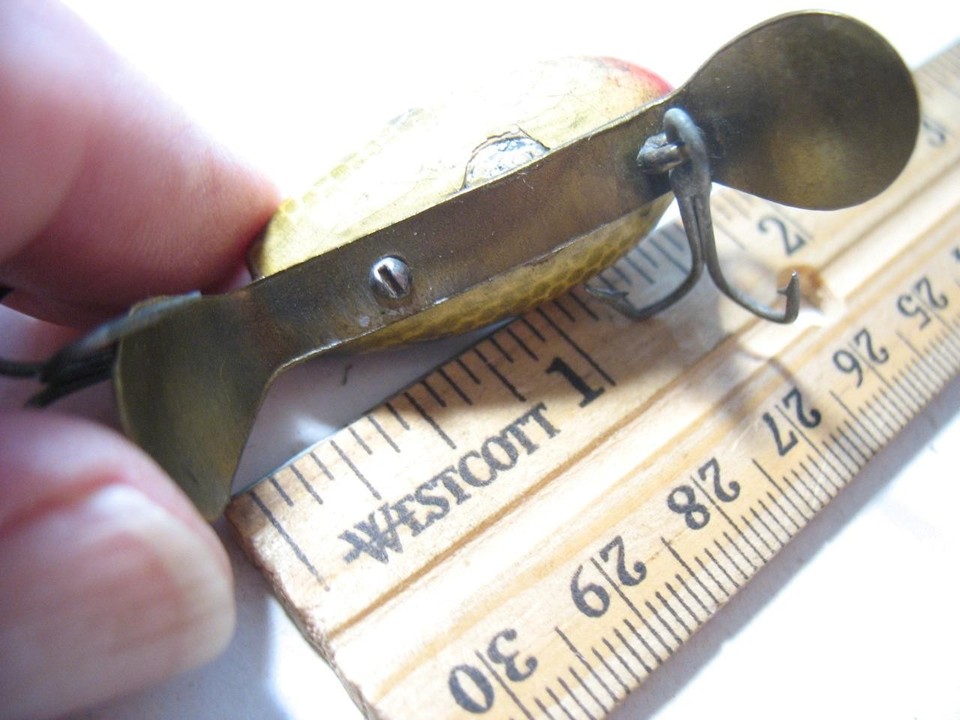 Sears Meadowbrook old wood fishing lure in plastic lid box jigger type ...
