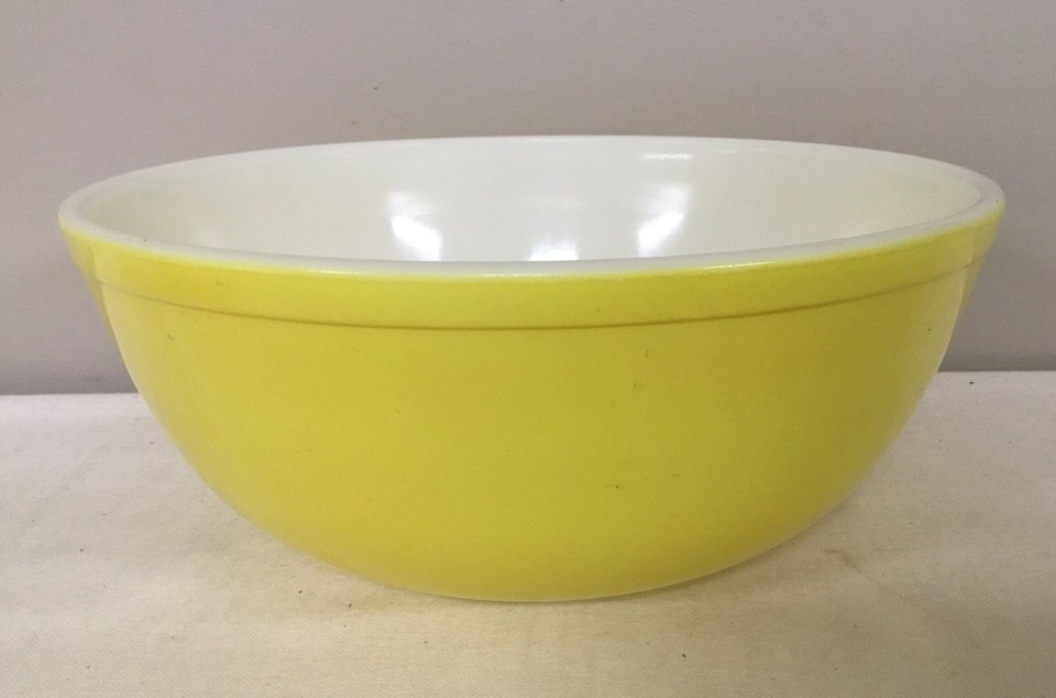 VTG Pyrex Nesting Mixing Bowls Set of 4 Yellow Green Orange Blue 401 ...