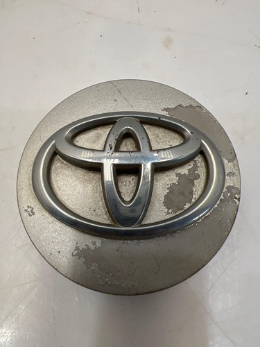 Toyota Alloy Wheel Center Cap Highlander Sienna Prius V Camry Hybrid ...