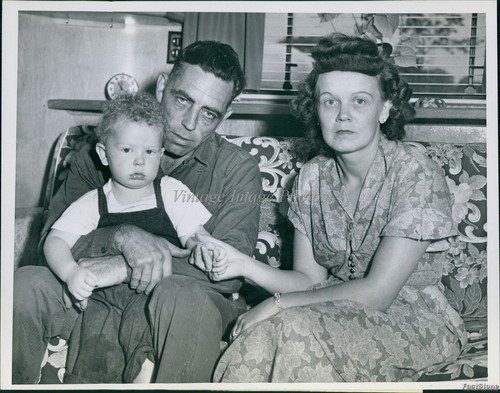 1952 Lester Hardwick Son Lester Mrs Martin Rescues Boy Drowning ...