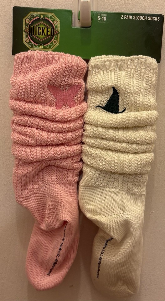 Wicked MOVIE Universal Studios 2 PAIR Slouch Socks Glinda And Elphaba ...