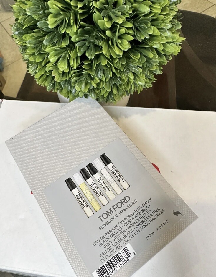 Tom Ford Private Blend EDP Scents Sampler Set 6 X .05 oz, 1.5ml Black ...
