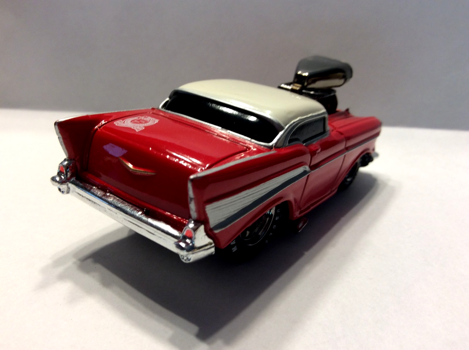 MUSCLE MACHINES 5TH ANNIV. 1957 CHEVY - DIECAST CAR 1/64 - 57 CHEVY ...
