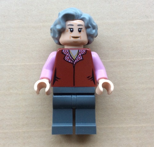 LEGO HP158 Minifig THE TROLLEY WITCH 75955 Hogwarts Express Harry ...