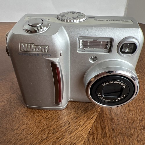 NIKON COOLPIX 775 DIGITAL CAMERA - TESTED- WORKS! | eBay