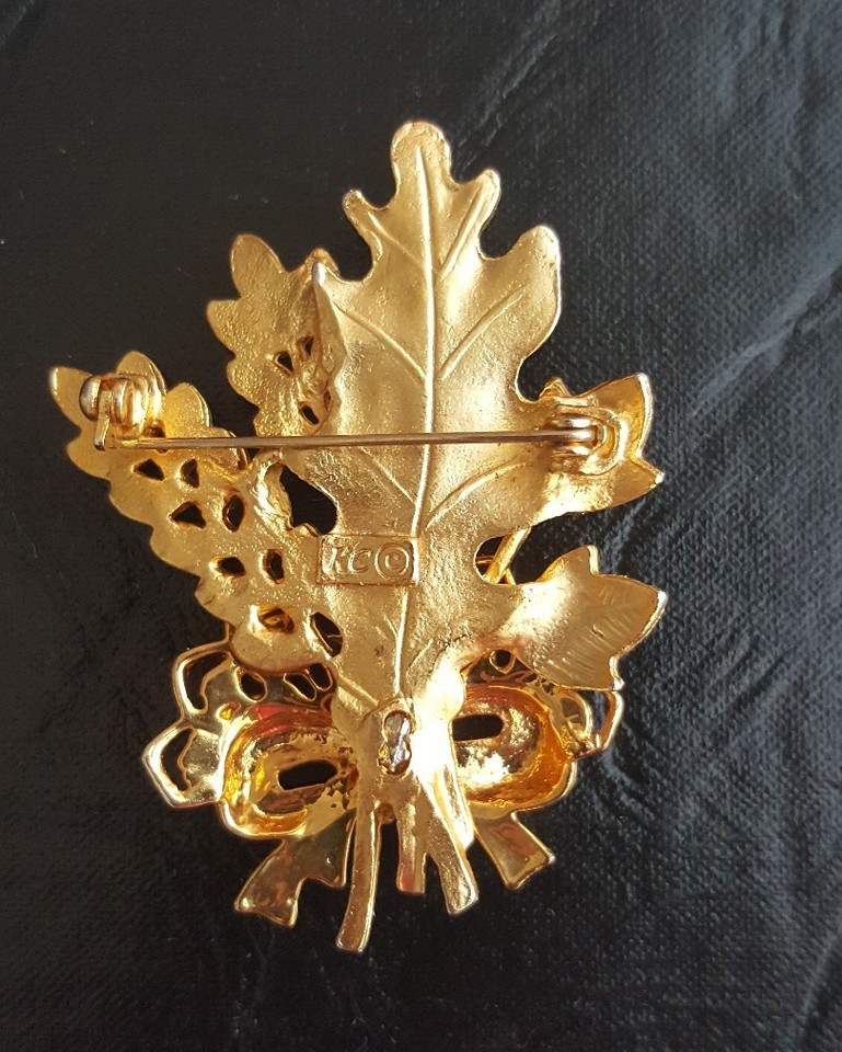 Vintage Signed KC Flower Leaf Enamel Rhinestone Gold Tone Brooch Pin | eBay
