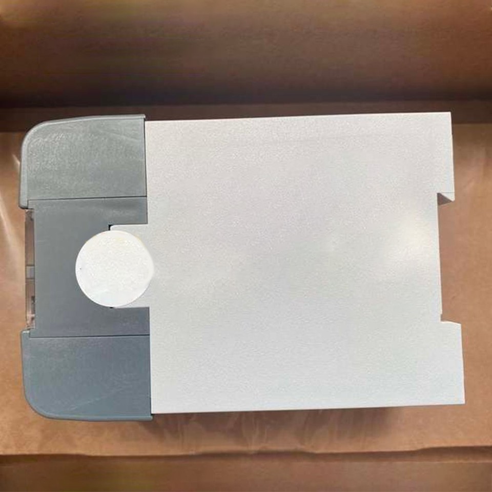 New For ABB PLUTO S20 V2 2TLA020070R4700 Programmable Safety Controller ...