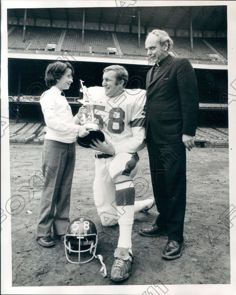 1972 New York Giants Jim Files Gets Most Popular Player Award Press ...