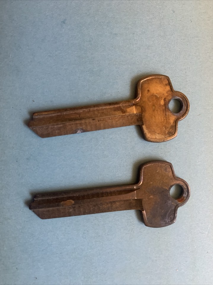 Curtis BE-2 key locksmith lot vintage keys | eBay
