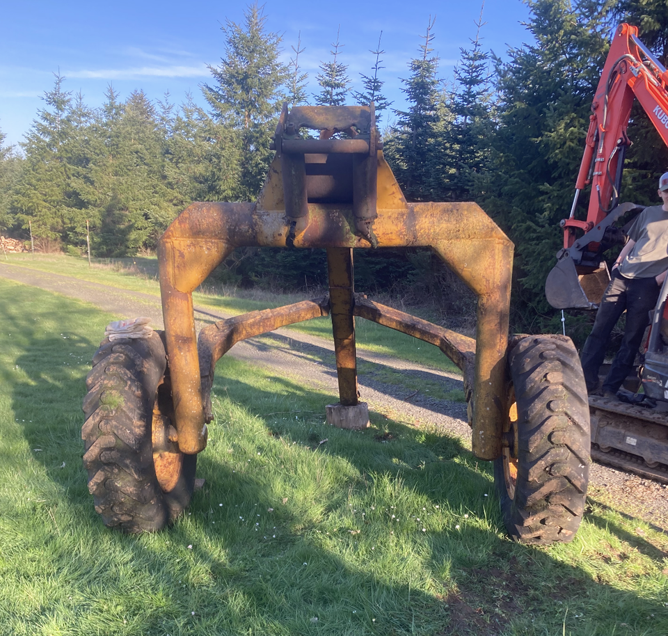 Hyster Sulky D4 Logging Arch Wood Timber Towing Rare! NO SHIPPING MUST ...