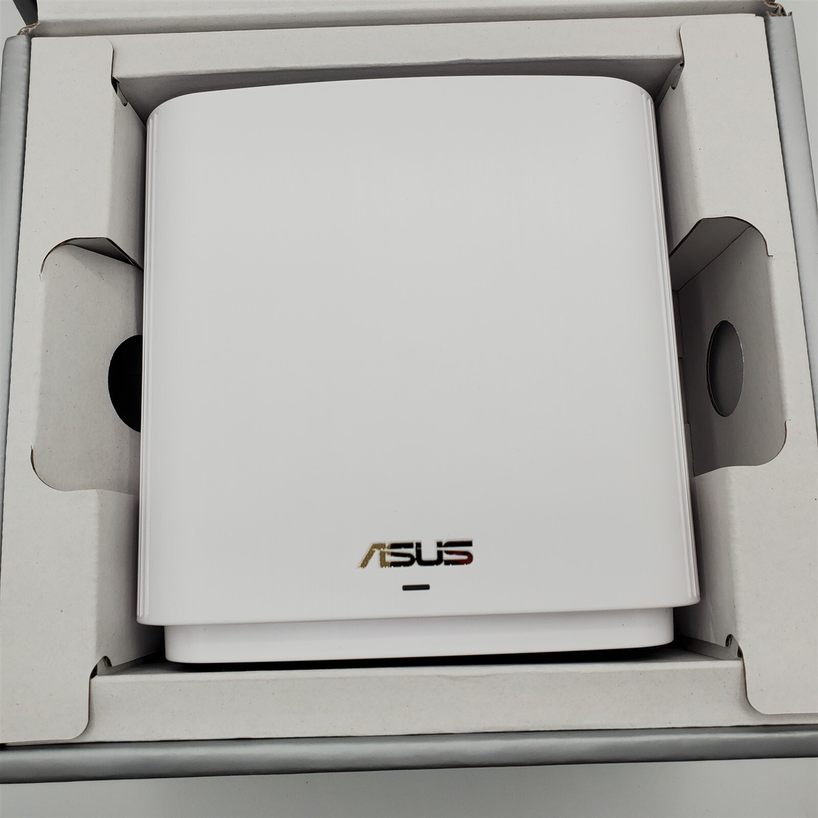 ASUS ZenWiFi AX6600 Tri-Band Mesh WiFi 6 System (XT8 1PK), White | eBay