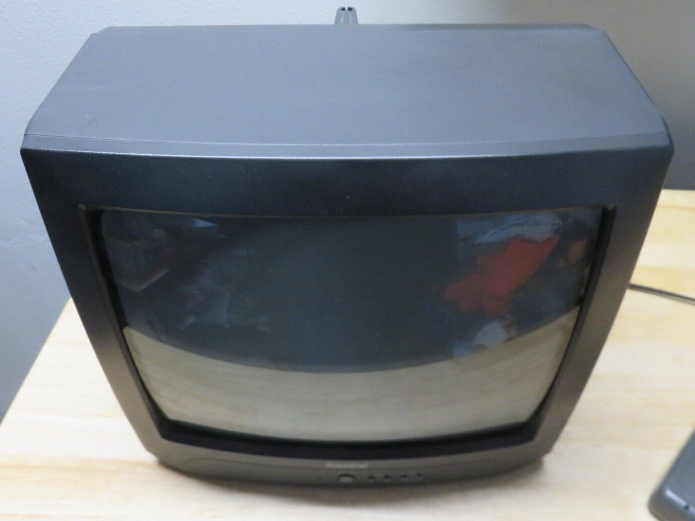Vintage Admiral JSJ12307B 13 Inch CRT TV Retro Gaming with Remote for ...