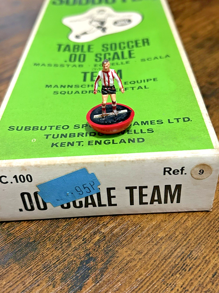 SUBBUTEO HW NO. 9 SOUTHAMPTON SHEFFIELD UTD VGC. | eBay UK