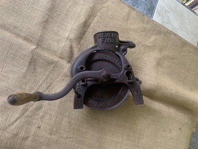 Primitives - Corn Sheller