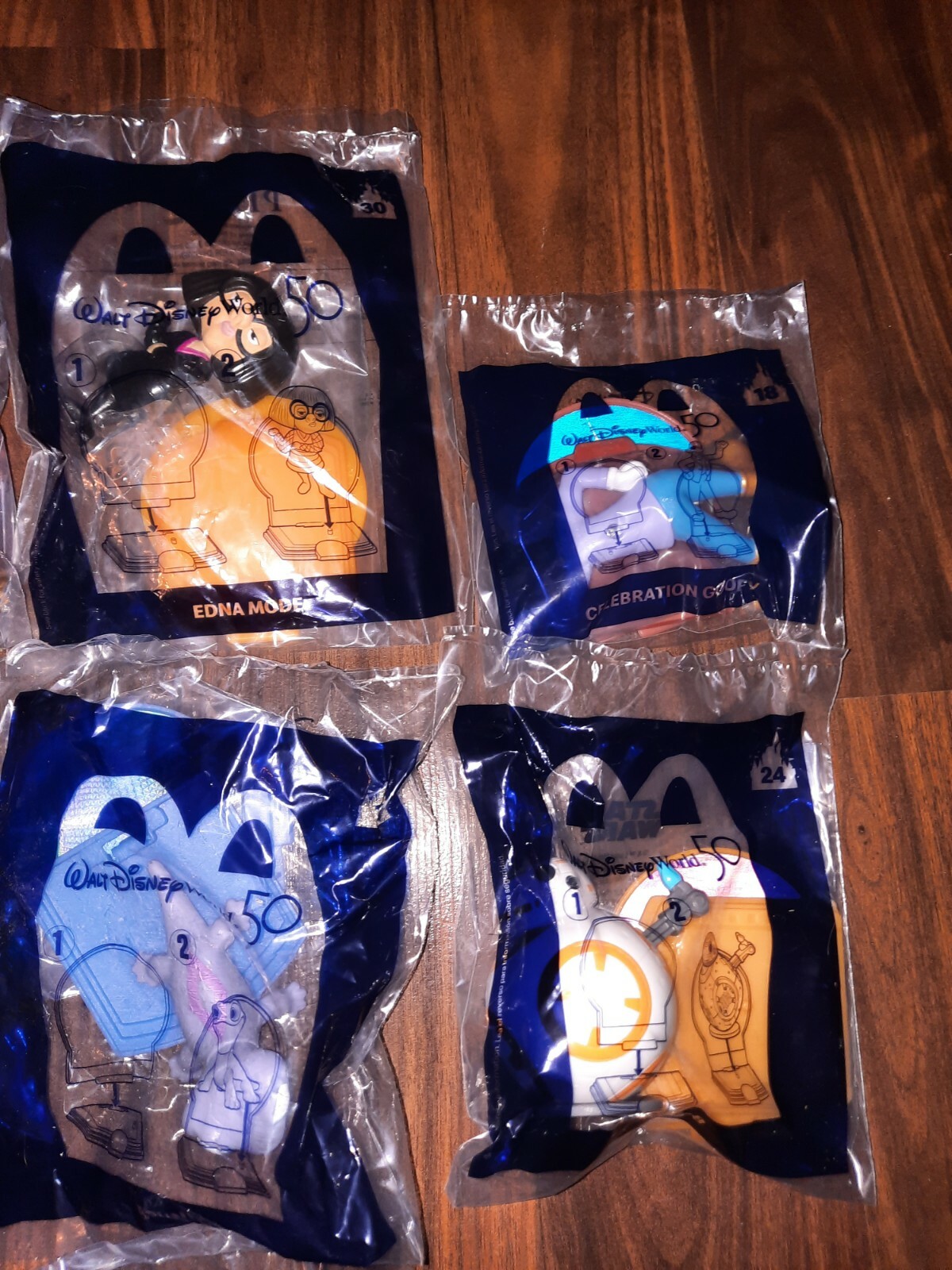 Walt Disney World 50th Anniversary HappyMeal Toys #1 Mickey,#9Minnie ...