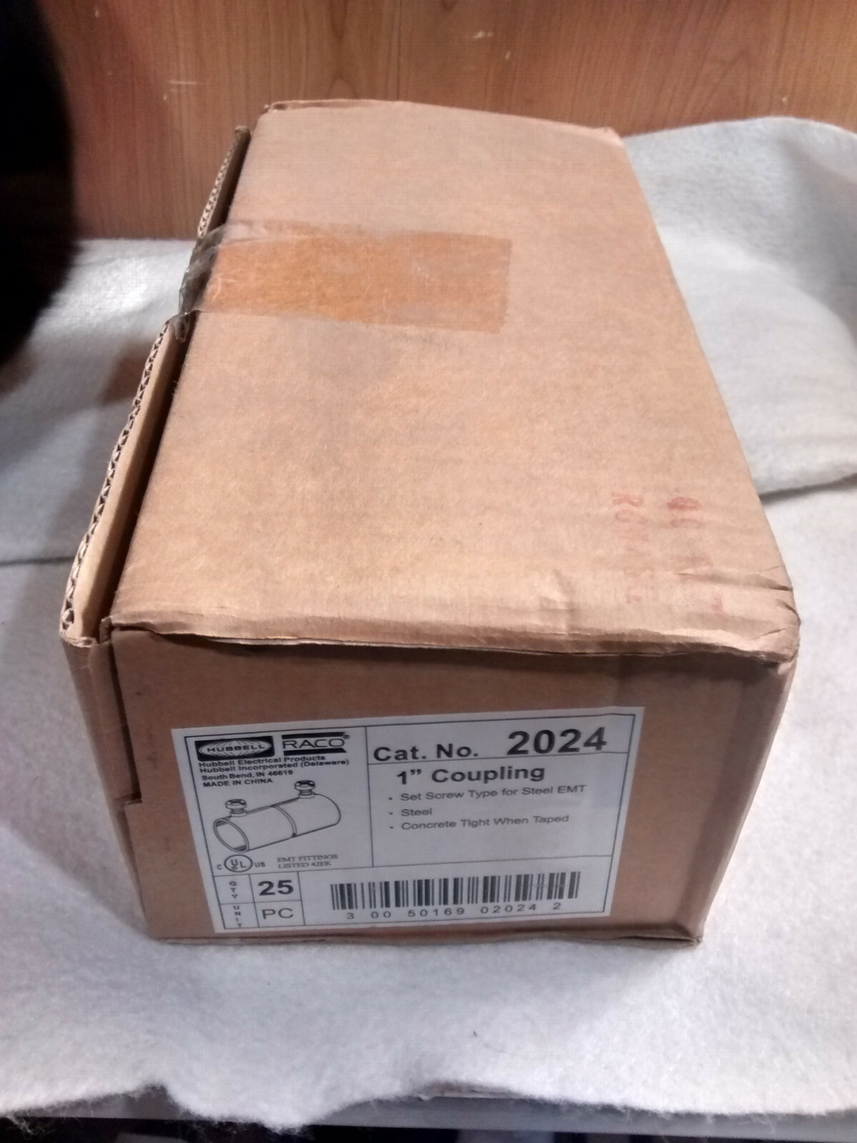 25, Hubbel Raco 2024 Steel EMT 1" Coupling Set Screw Concrete Tight ...