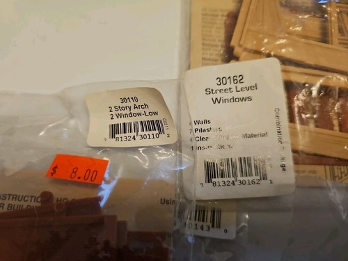 HO Design Preservation Models Assorted Walls, Windows, Dock Entry Ect ...