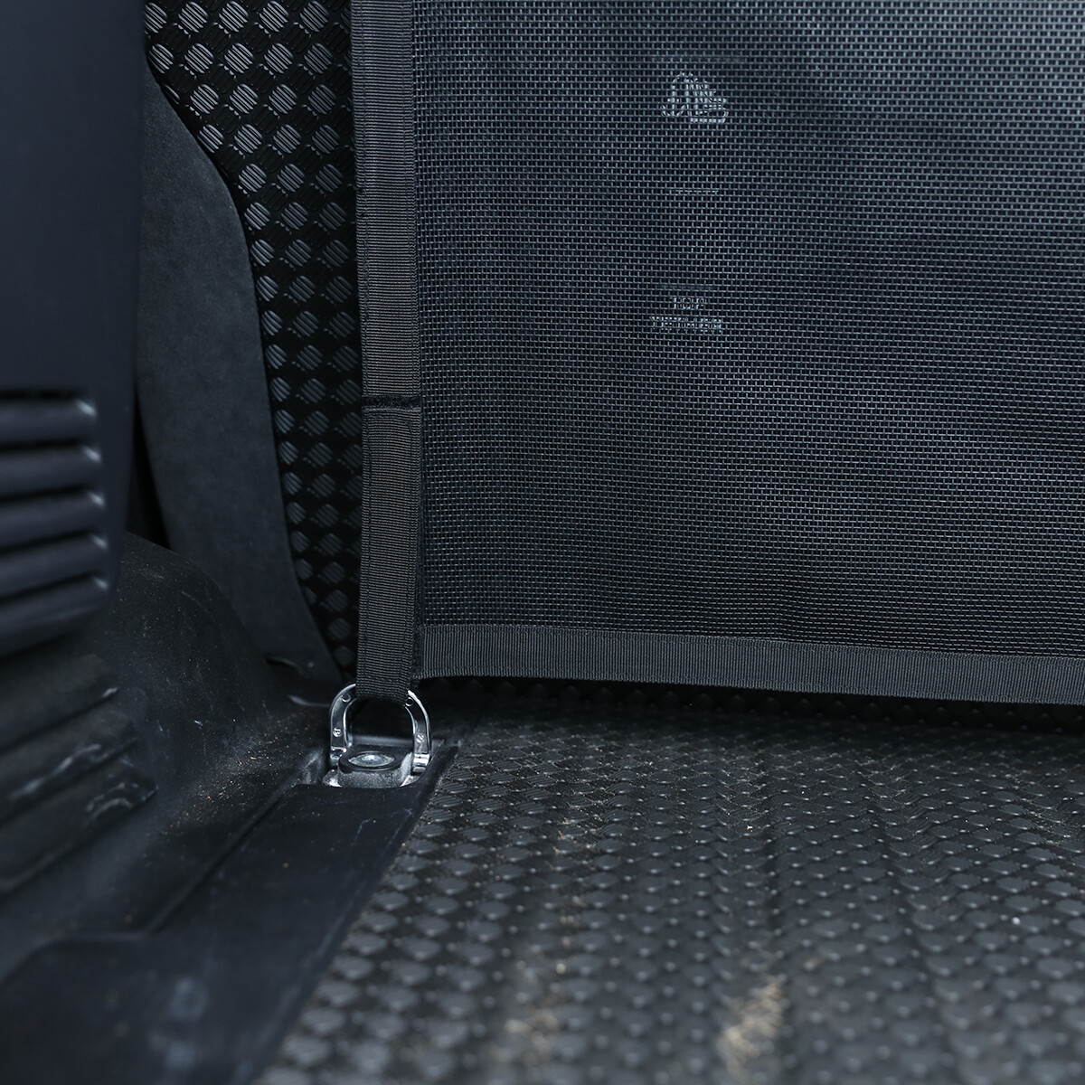 Trunk Isolation Cargo Net Mesh Dog Barrier Divider For LR Defender 110 ...