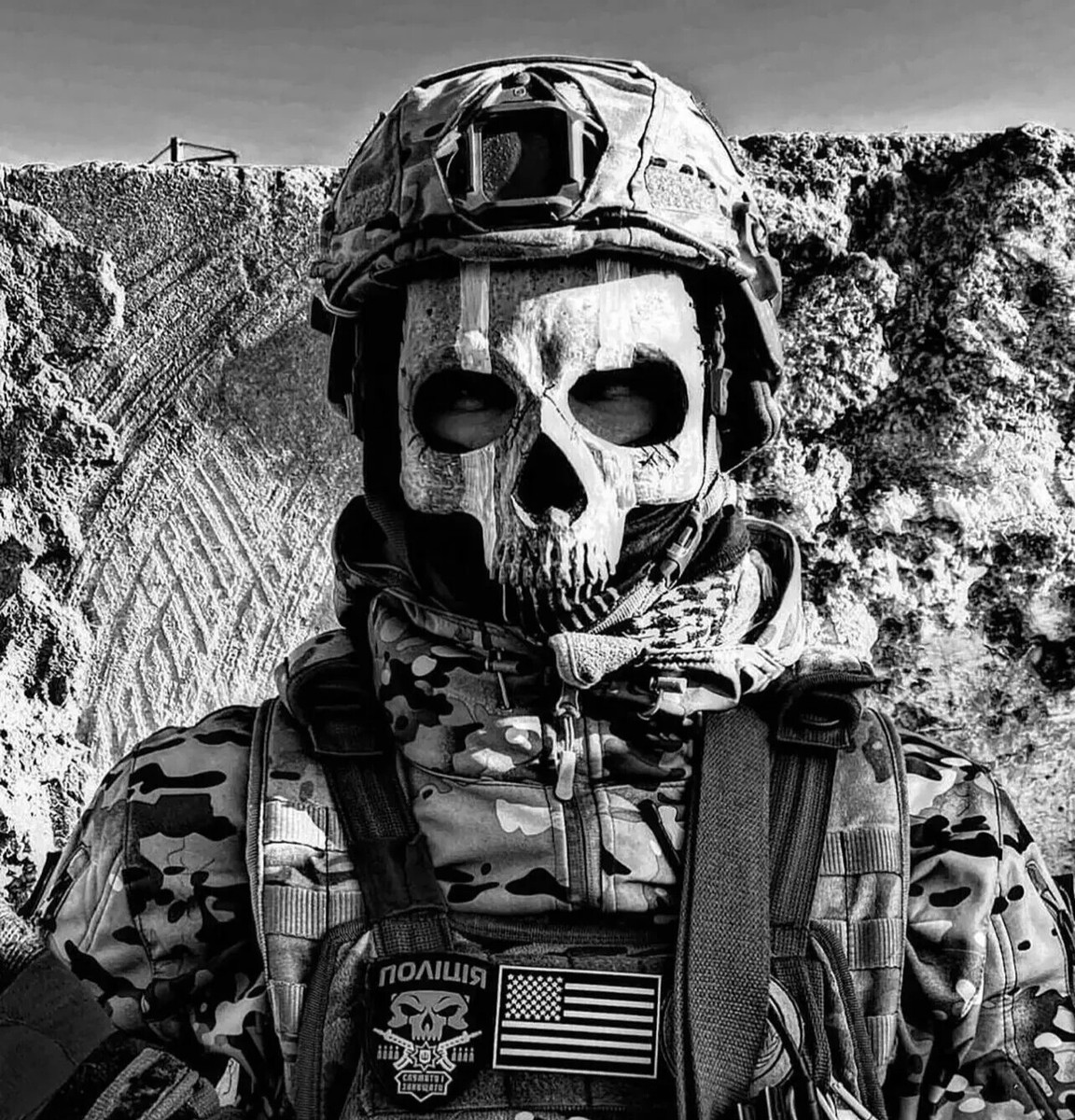 Military Skull Mask Wallpaper