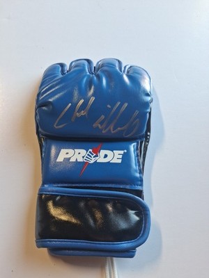 Chuck Liddell SIGNED AUTOGRAPHED PRIDE GLOVE COA BAS BECKETT COA ...