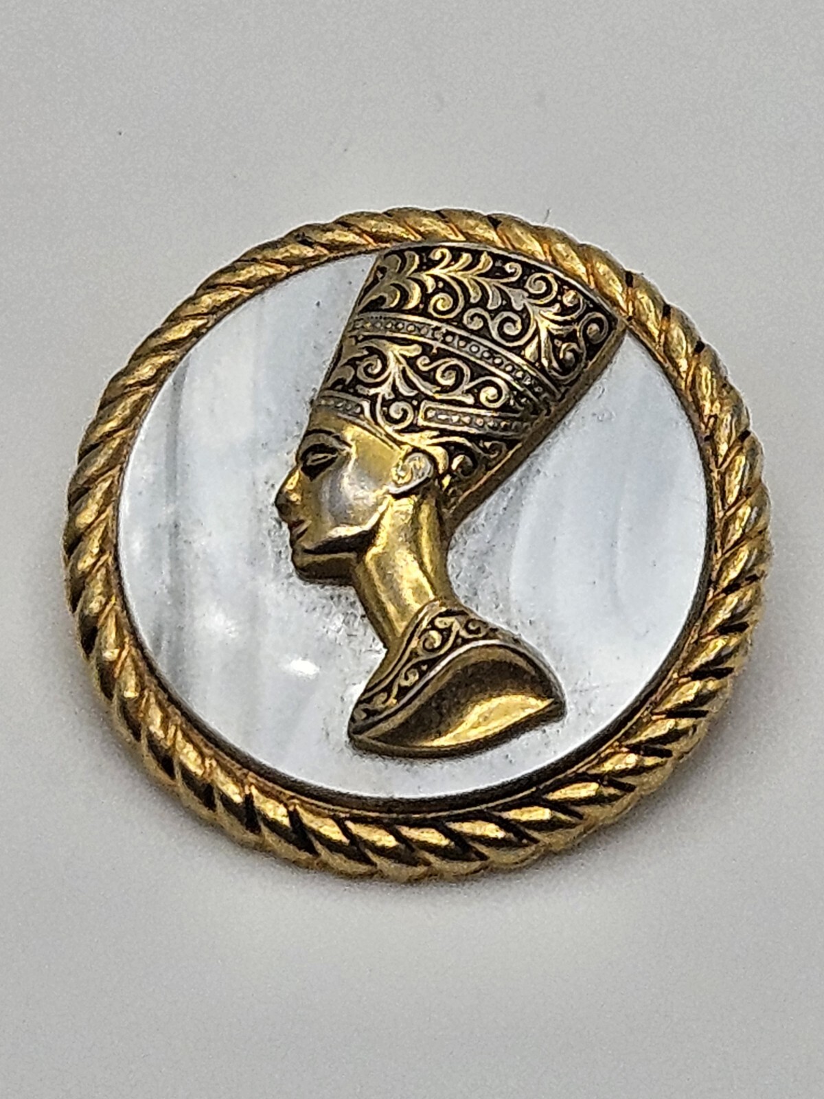 Vintage Queen Nefertiti Damascene Style Gold Tone Luc… - Gem