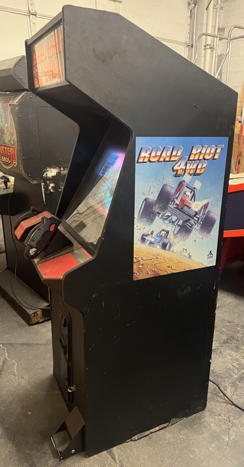 ROAD RIOT 4WD ARCADE MACHINE by ATARI 1991 (Excellent Condition) *RARE ...