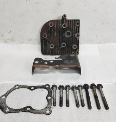 Briggs & Stratton 5 HP Cylinder Head Model 130202 Horizontal Shaft ...