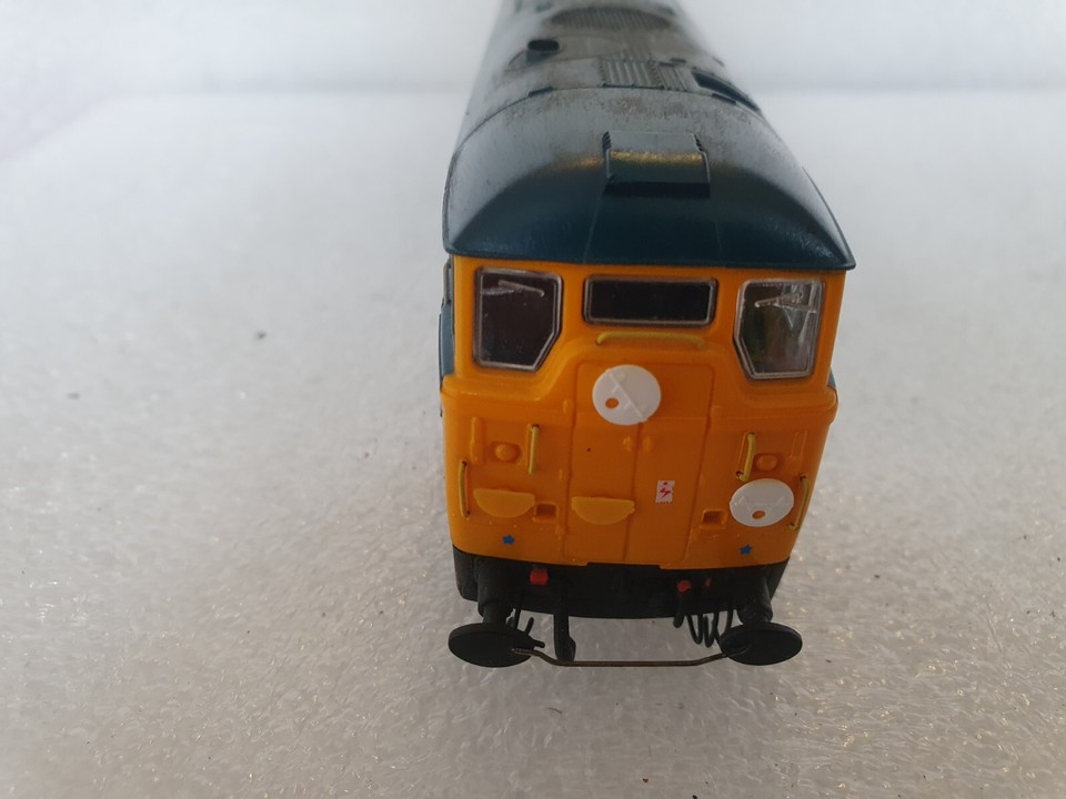 Very nicely detailed Hornby Class 31 Body & chassis underframe Blue ...