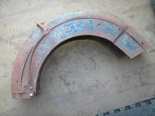 Velocette 350 500 MAC MSS swingarm type ? RUSTY rear back mudguard ...