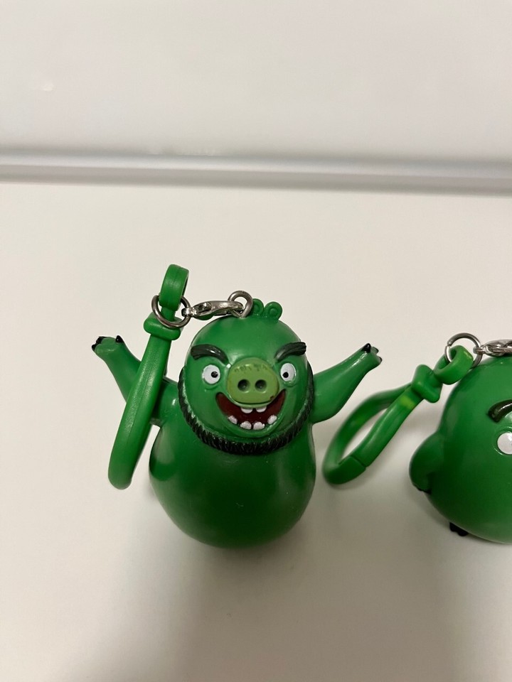 Rovio Angry Birds Rovio Keychain Keyring Red Terence Chuck Leonard Pig ...