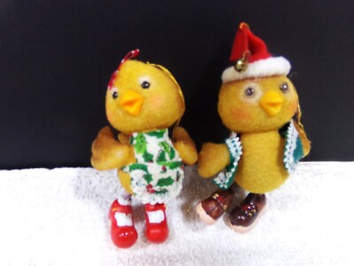 2 VINTAGE MORGAN INC "FEATHER" FLOCKED CHICKS WEARING SHOES CHRISTMAS ...