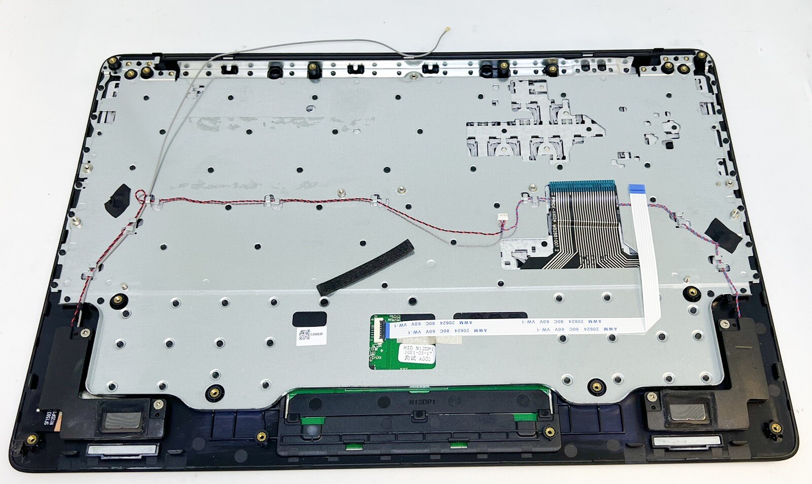 Geo Geobook 120 12.5" Original Palmrest with Touchpad Keyboard Assembly ...
