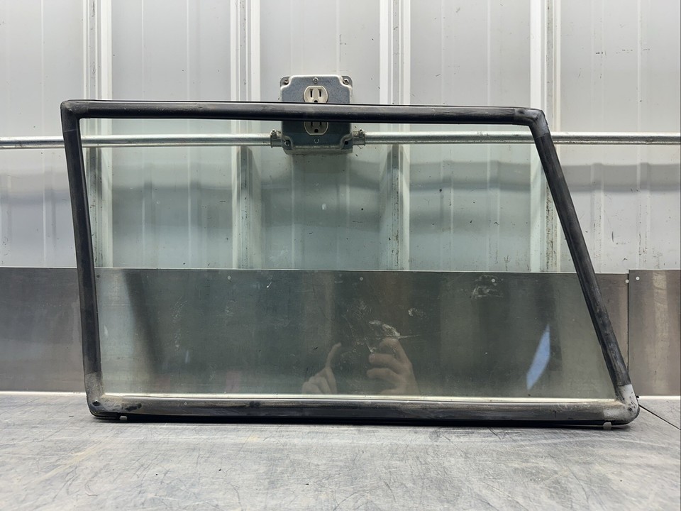 1997-2001 Jeep Cherokee XJ Passenger Side Rear Window Glass 4 Door OEM ...