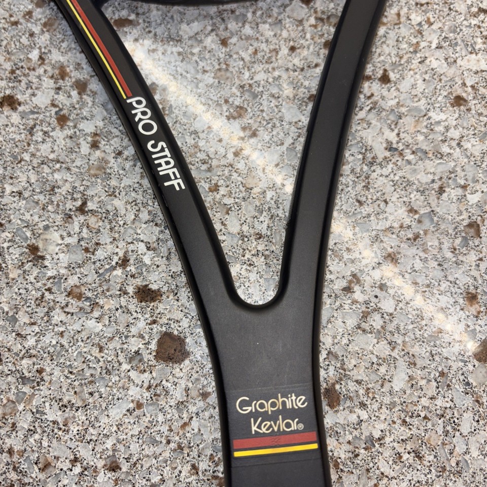 Wilson Pro Staff Tennis Racket PWS Graphite W/Kevlar Midsize 4 1/2 Grip ...