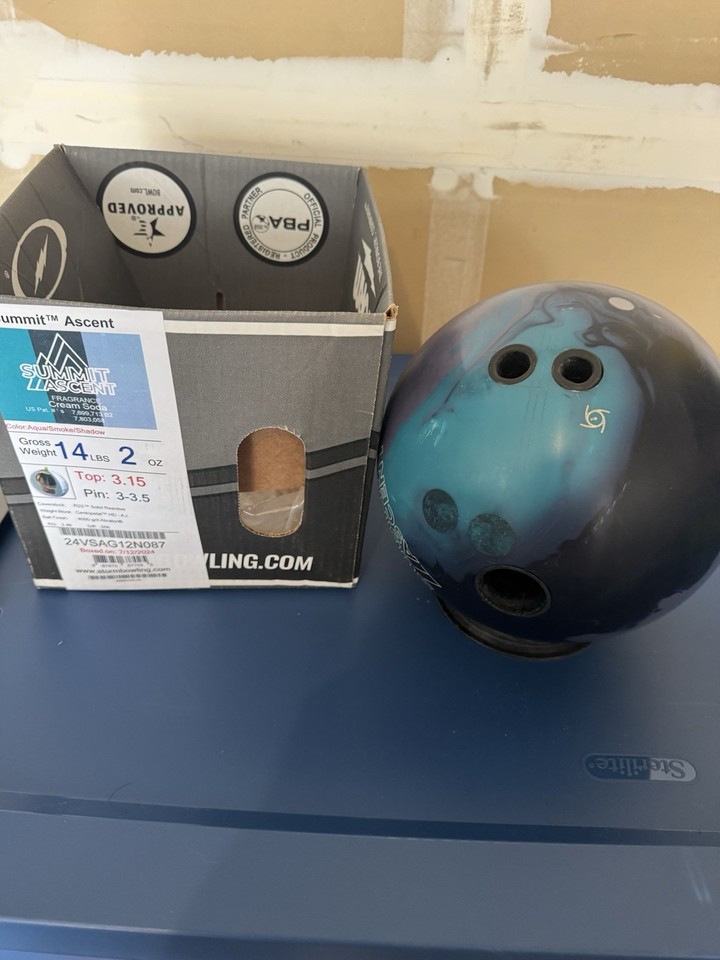 USED 14lbs STORM SUMMIT ASCENT BOWLING BALL | eBay