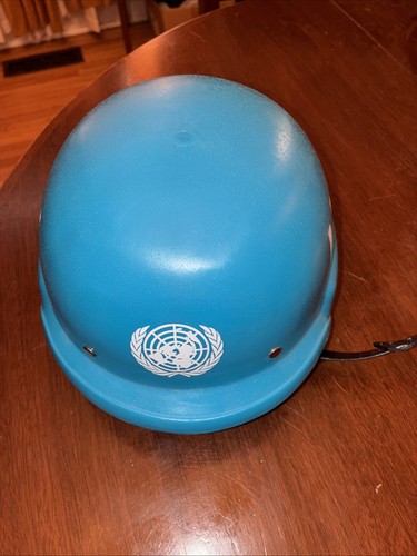 UN HELMET United Nations Peacekeepers Blue With Logo Toy Helmet For ...