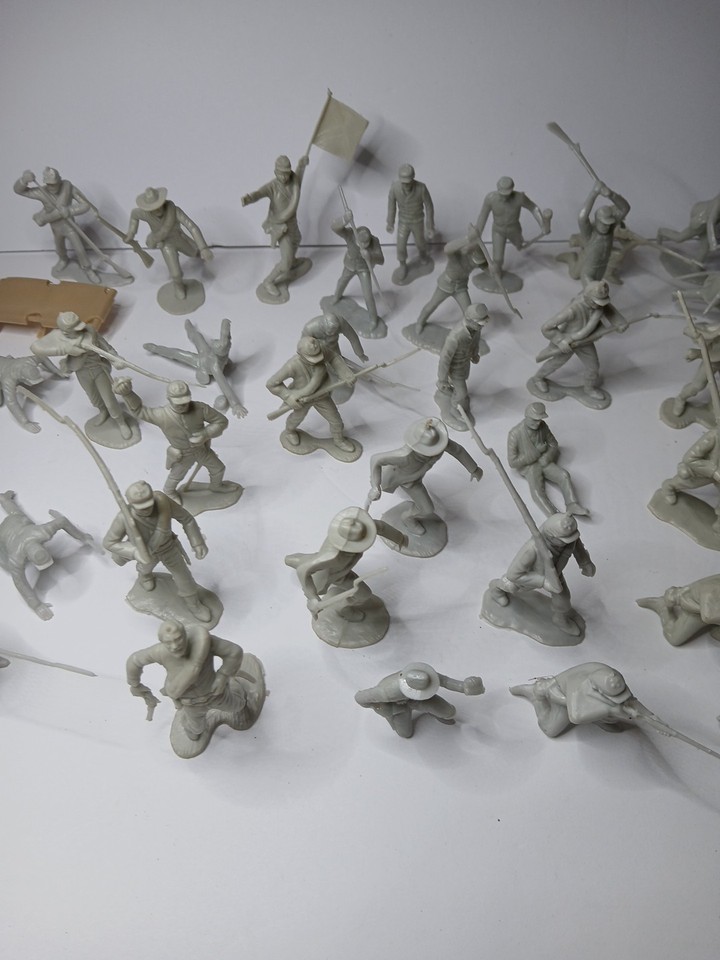 Marx 1960s The Battle of the Blue & Grey Play Set Soldiers Accessories ...