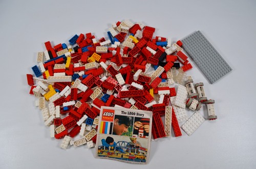 Vtg 80's LEGO Bulk Lot of Loose Bricks & THE LEGO STORY BOOKLET ...