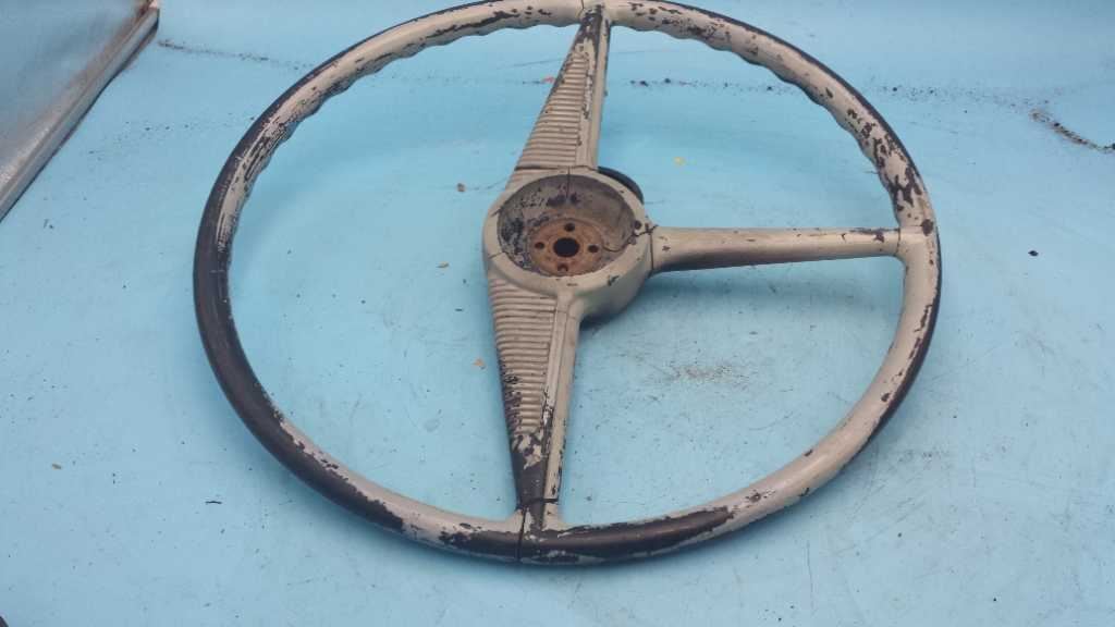 1953 FORD F100 STEERING WHEEL 956570 | eBay