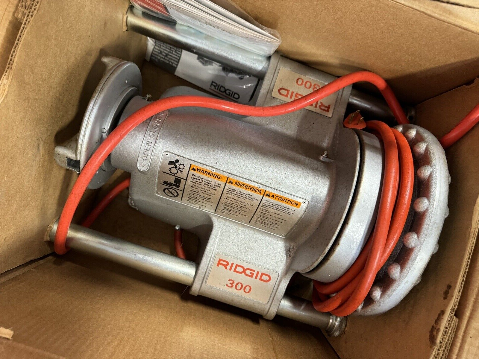 Ridgid 300-T2 Portable Pipe Threading Machine 41855 BRAND NEW OLD STOCK ...