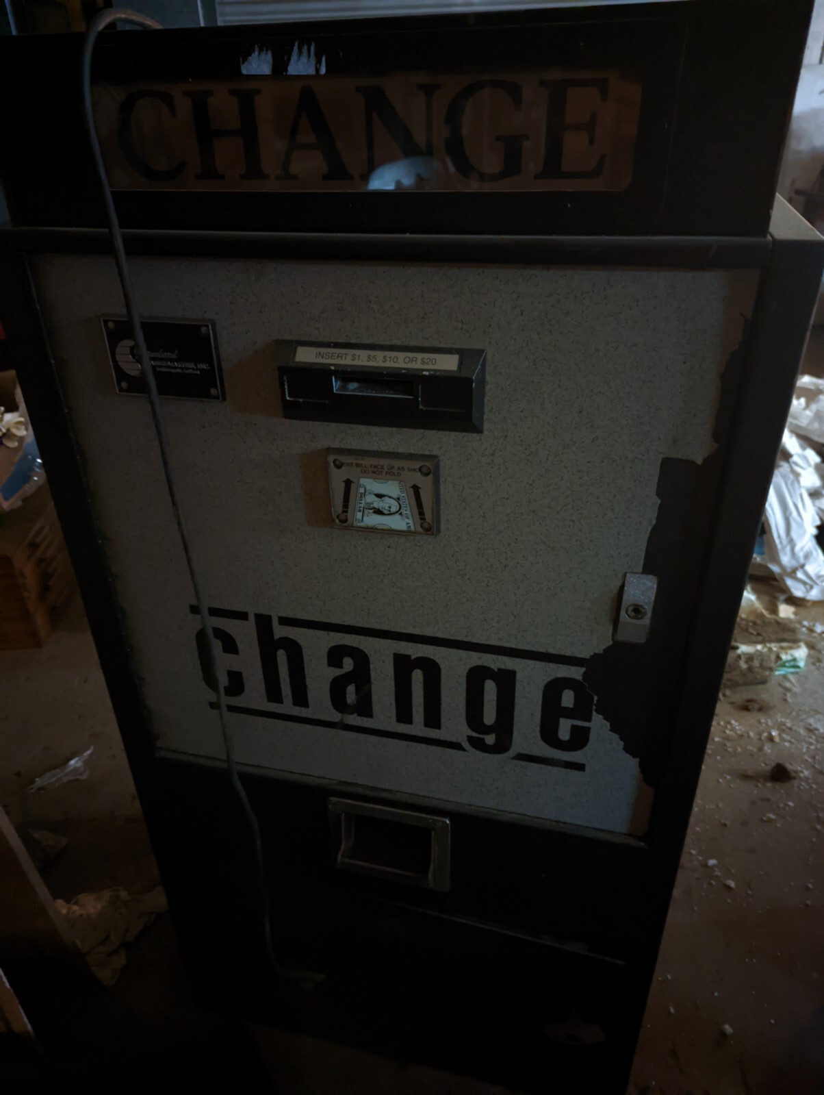 Standard Changemaker Dollar Bill Changer Machine Big Heavy Arcade | eBay