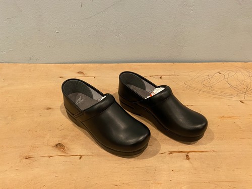 NWOT/B Women's Dansko Professional Clog , Shiny Black Leather , 40 / US ...