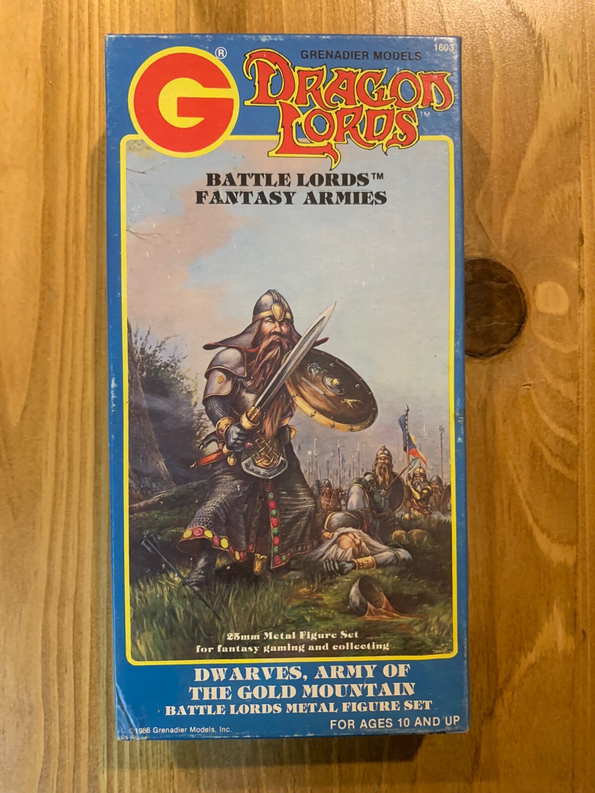 Grenadier Battle Lords Dwarves, Army Of The Golden Mountain 25mm ...