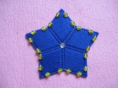Royal Blue Color Star Magnet w Yellow Beads & Clear Gem Plastic Canvas ...