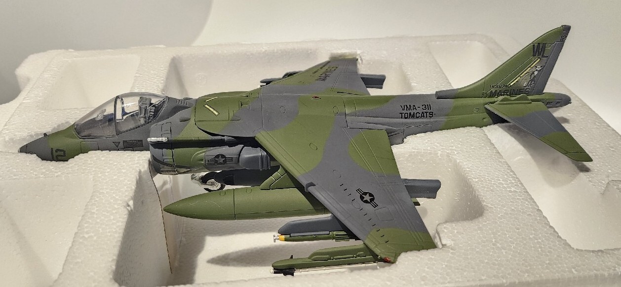 Armour Collection 1:48 Scale AV8 B Harrier U. S. Marine 98052 | eBay