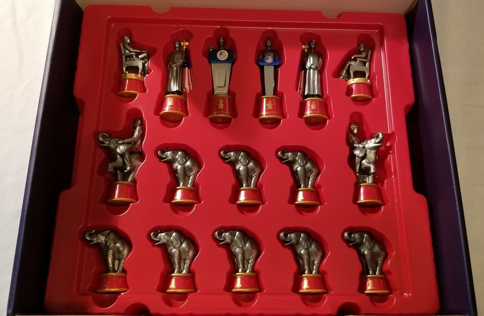 Complete 2020 Battle For The White House Chess Set w/ Trump, Pence, and ...