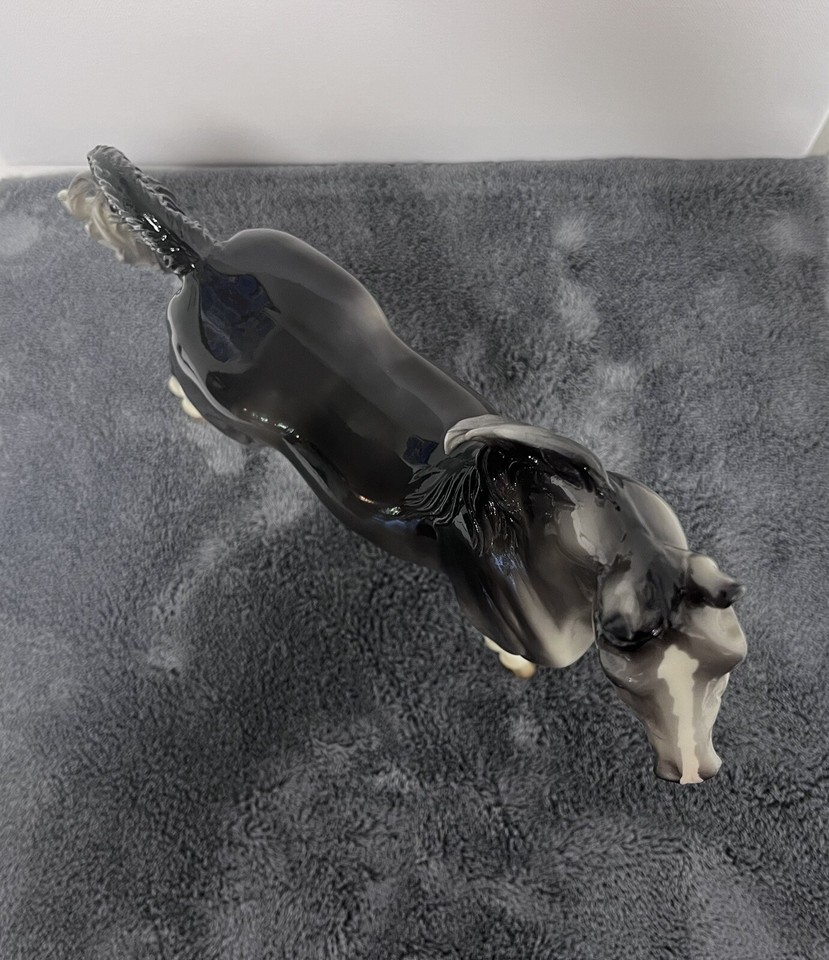 Breyer Ryman 2013 BreyerFest Special Run: Glossy Dapple Grey American ...