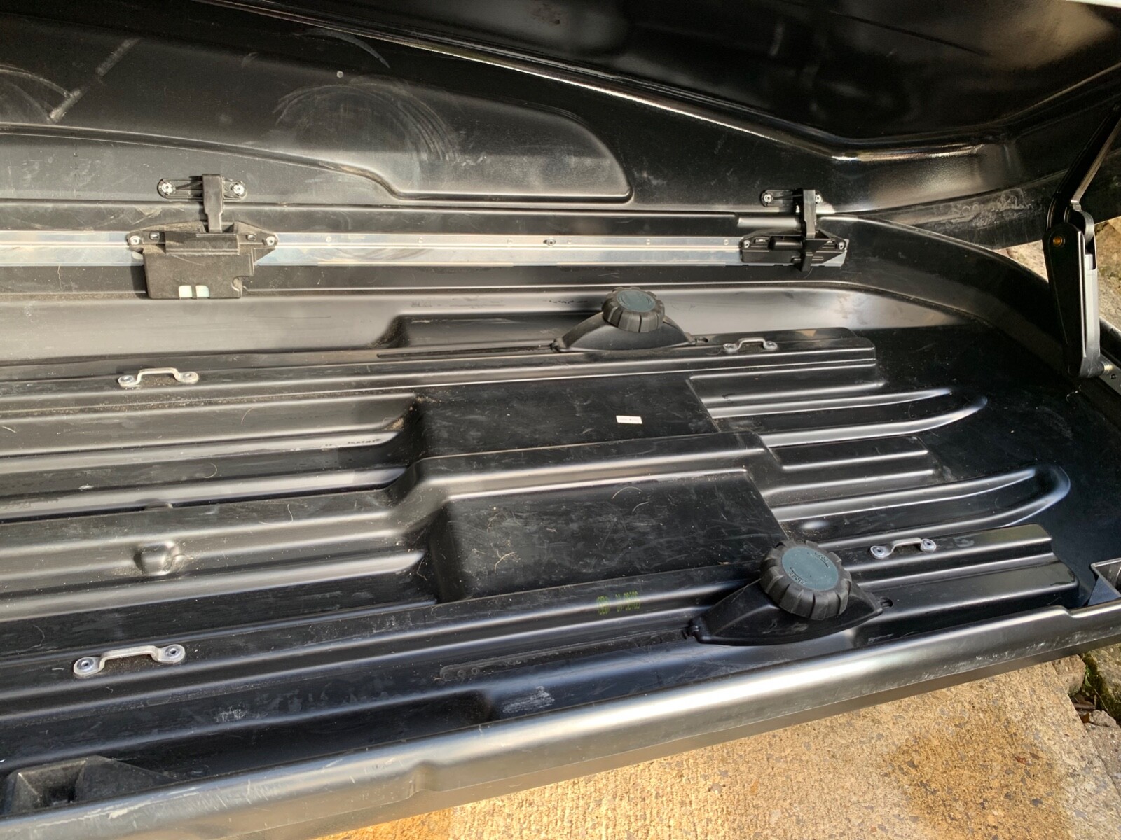 Halfords Advanced (by Thule) 360L Roof Box, Bars and Feet | eBay UK