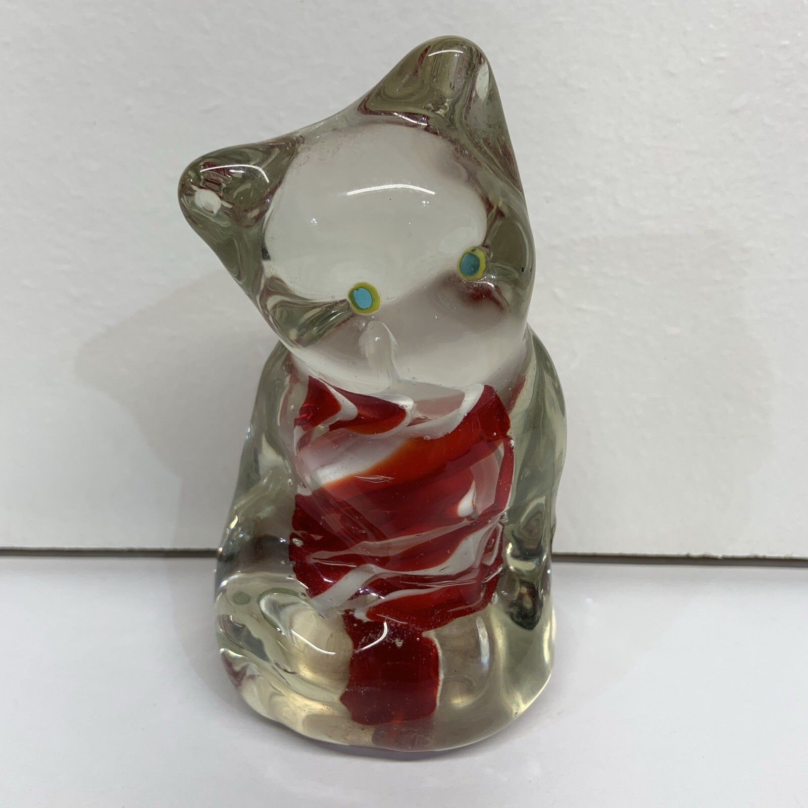 Vintage Art Glass Cat Paperweight Clear Red White Swirls Green Eyes 4.5 ...